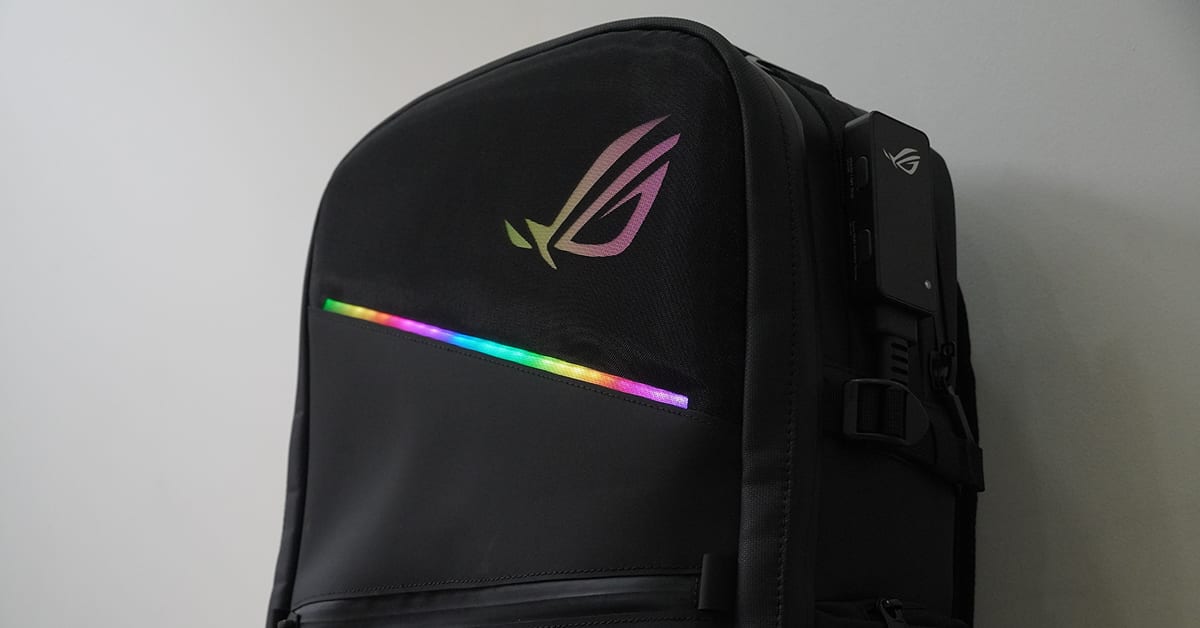 ROG Ranger BP3703 Aura RGB - Balo "xịn xò", gây chú ý từ mọi góc nhìn
